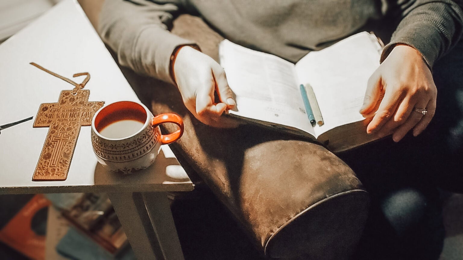 The Importance of Prayer in the Life of a Homemaker | Healing Home
